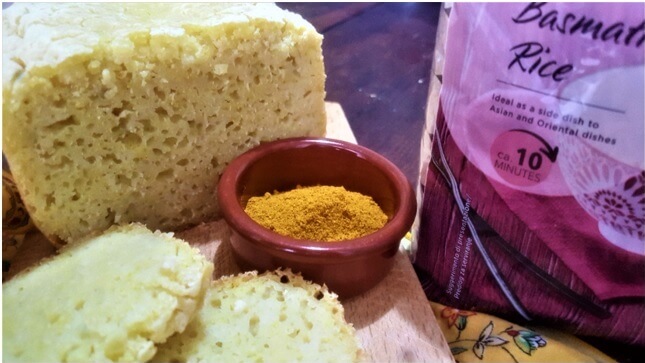 Pane di riso al curry preparato con la macchina del pane Princess